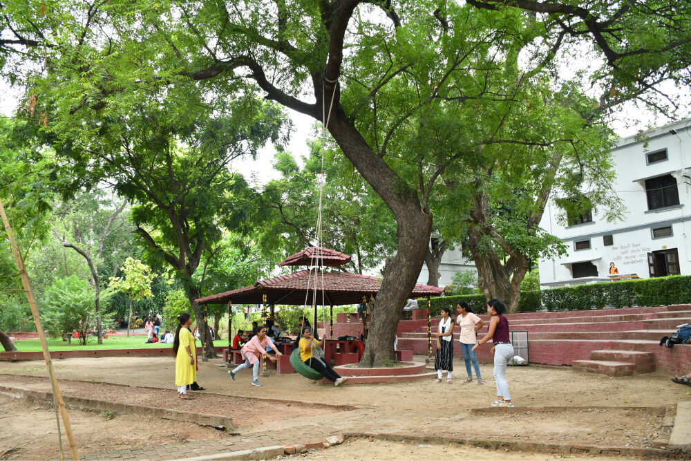 Vasanta College for Women | Banaras Hindu University